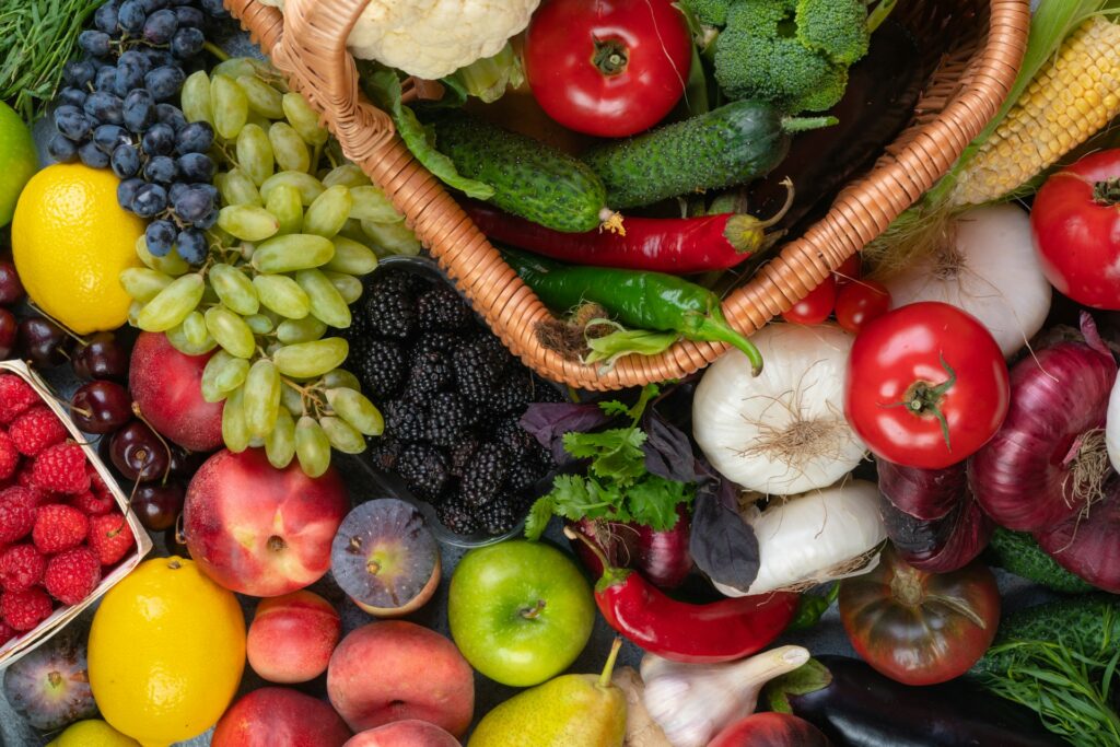 Seasonal Eating Benefits: Peak Nutrition Year-Round